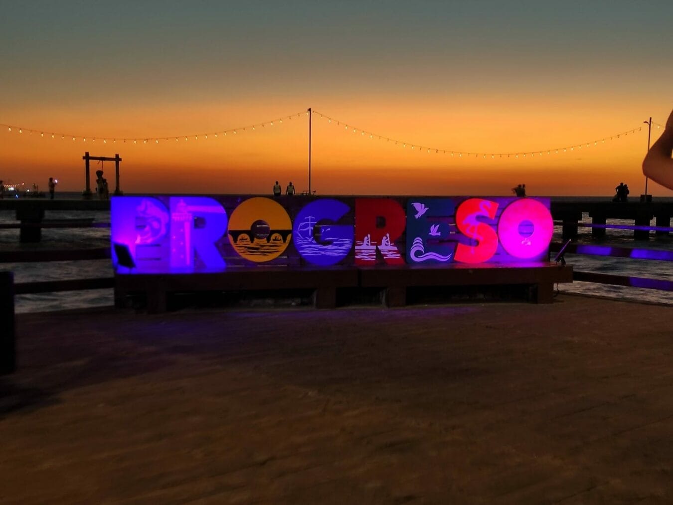 Muelle de chocolate en Progreso, Yucatán