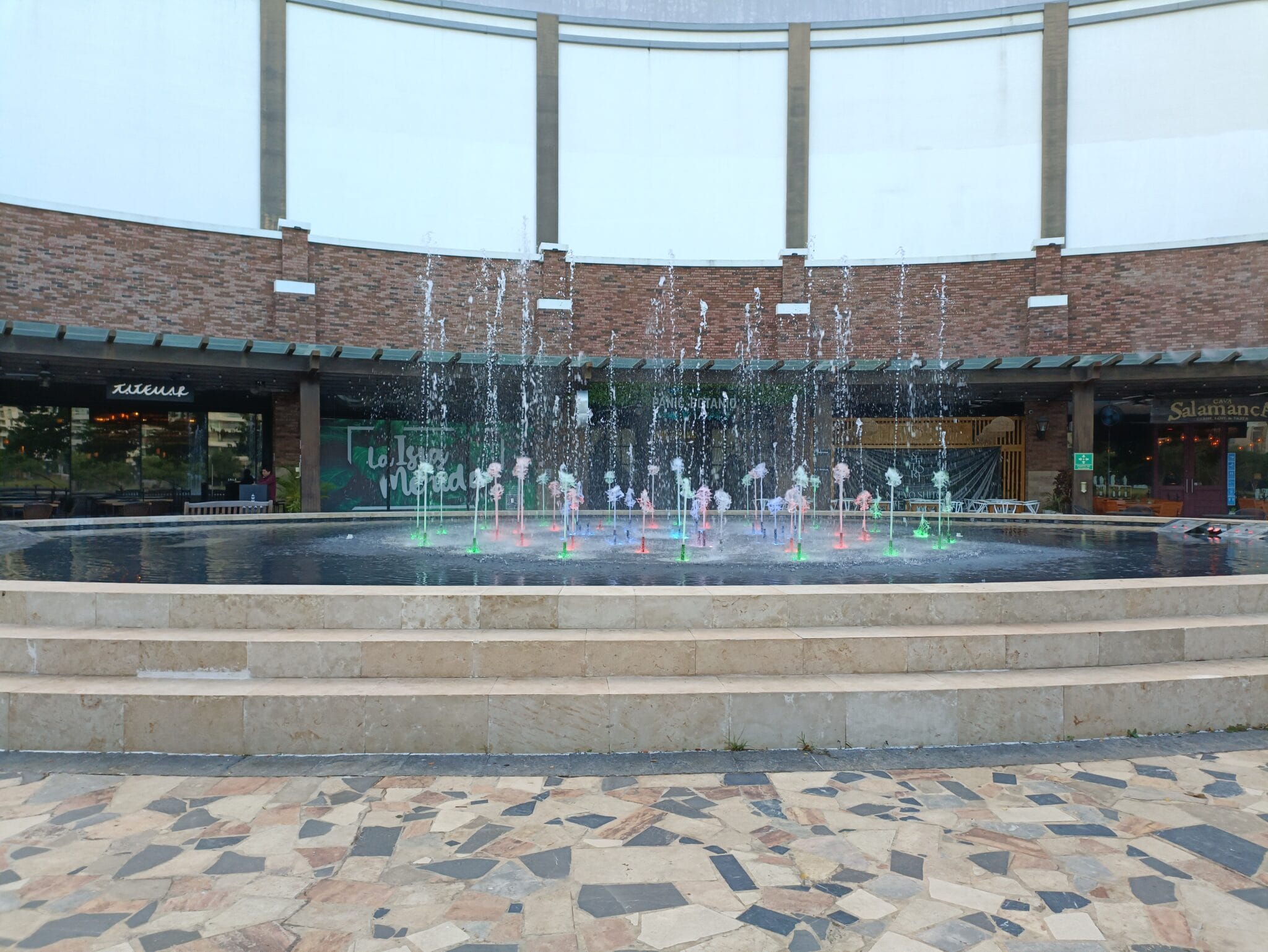 Conoce La Isla Mérida, una fascinante plaza comercial en Yucatán - Descubro